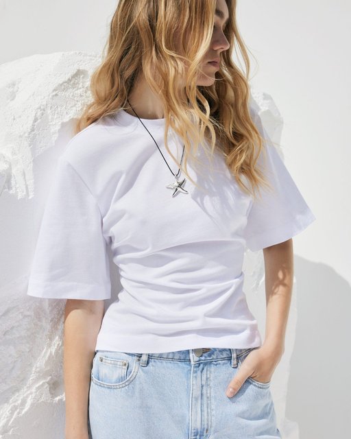 Women’s White Tops | Timeless & Effortless Styles